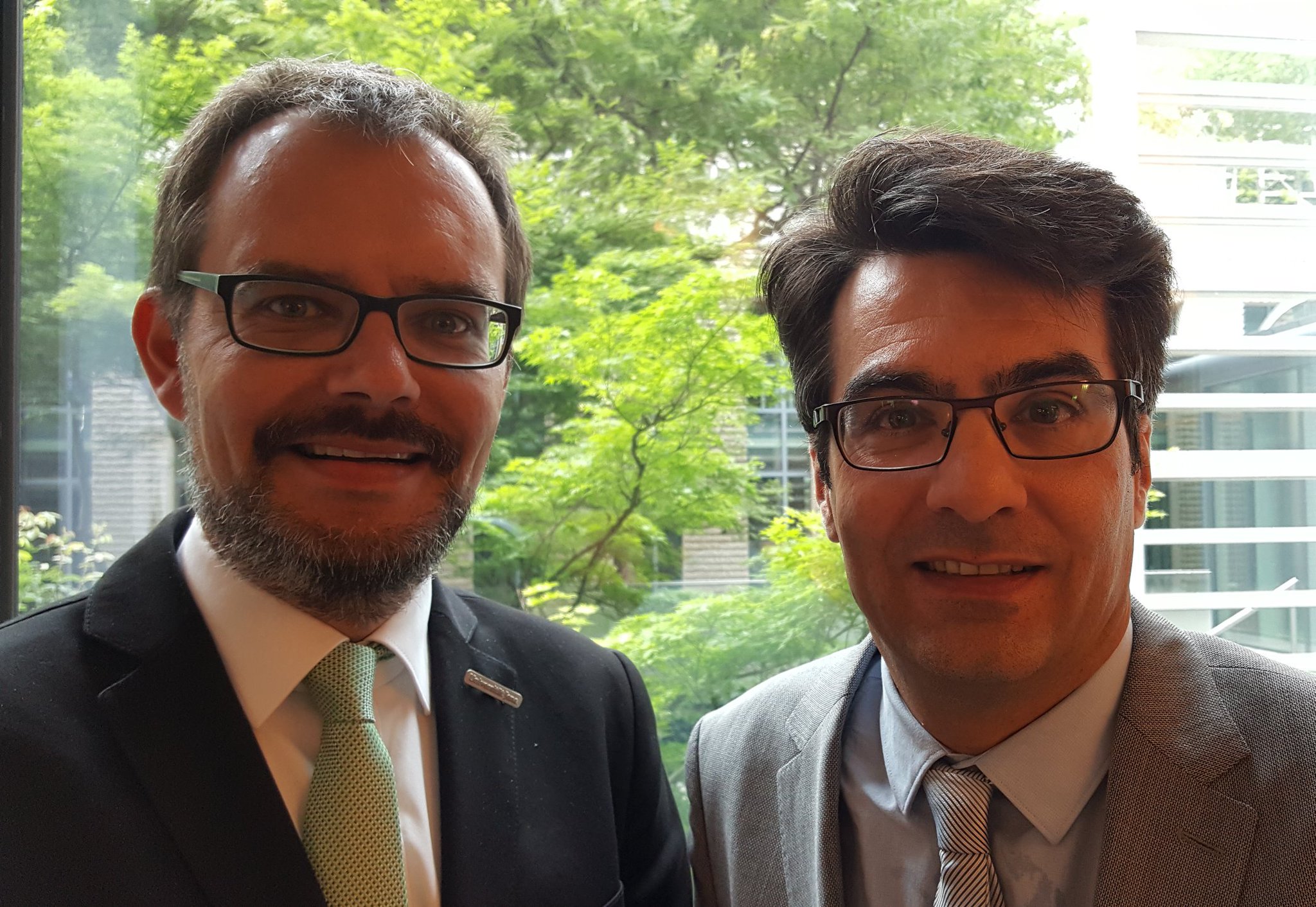 Die Chemiker Benjamin Dietzek und Vincent Artero erhalten den Preis ...