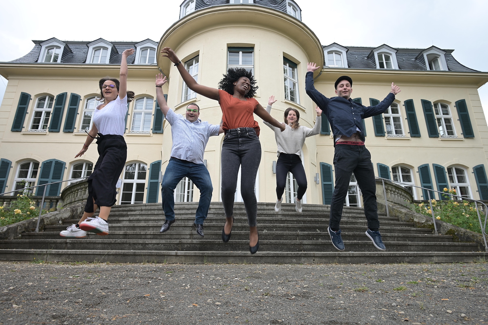 Sieben neue Studiengänge bereichern das Netzwerk der DFH - Deutsch ...